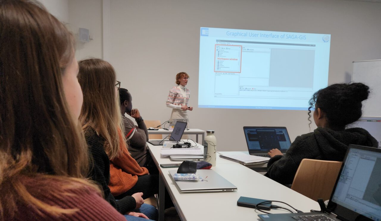 our EAGLEs train SAGA GIS | EAGLE MSc program